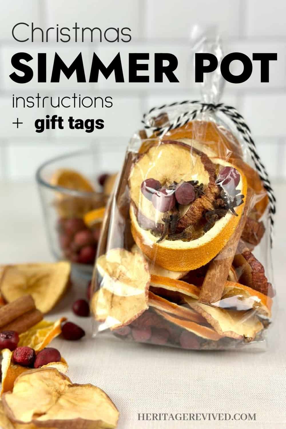 How to Make a Christmas Simmer Pot for Gifting (with free printable ...